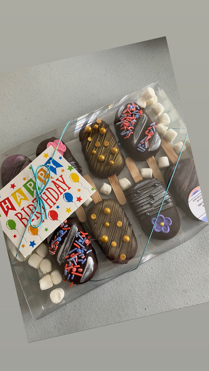 Cakesicles – Nechamit's Treats