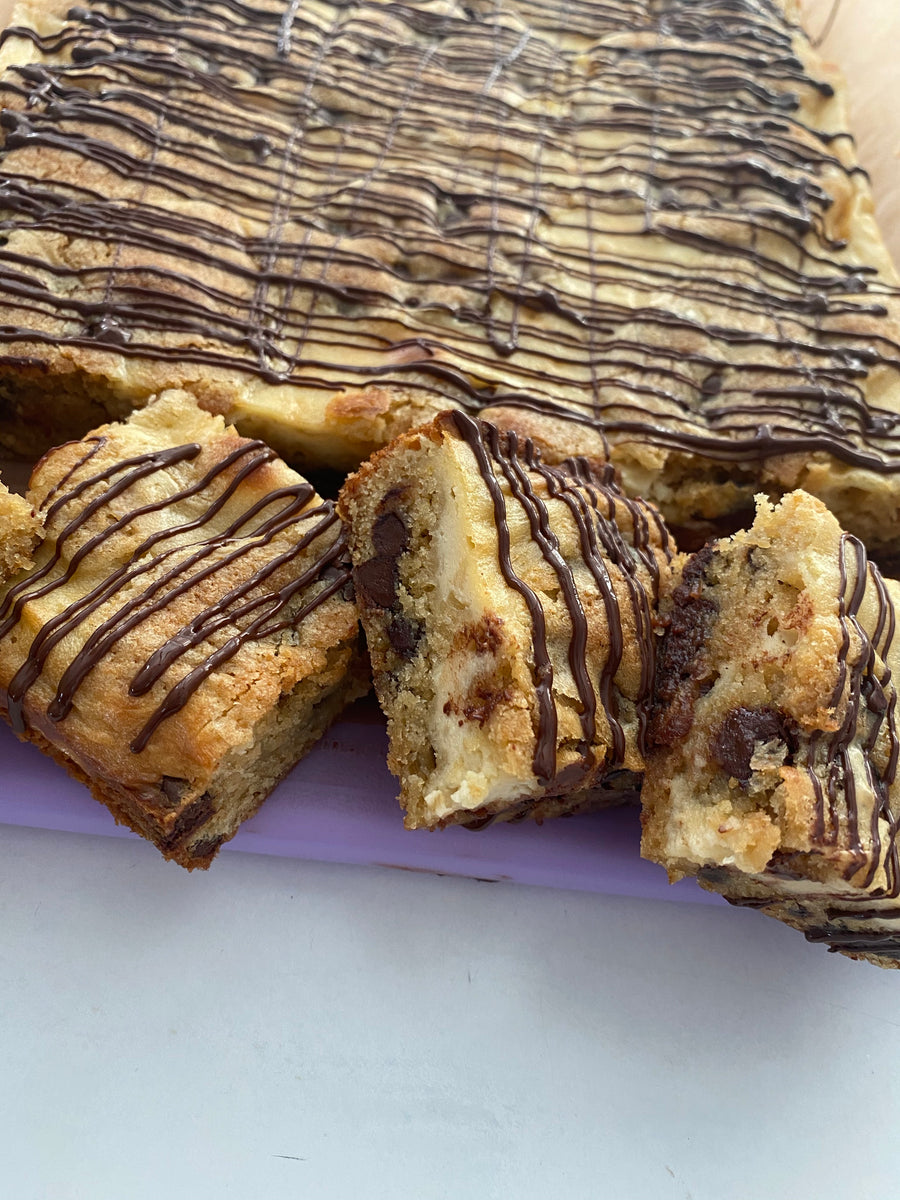 Chocolate Chip Cheesecake Bars – Nechamit's Treats