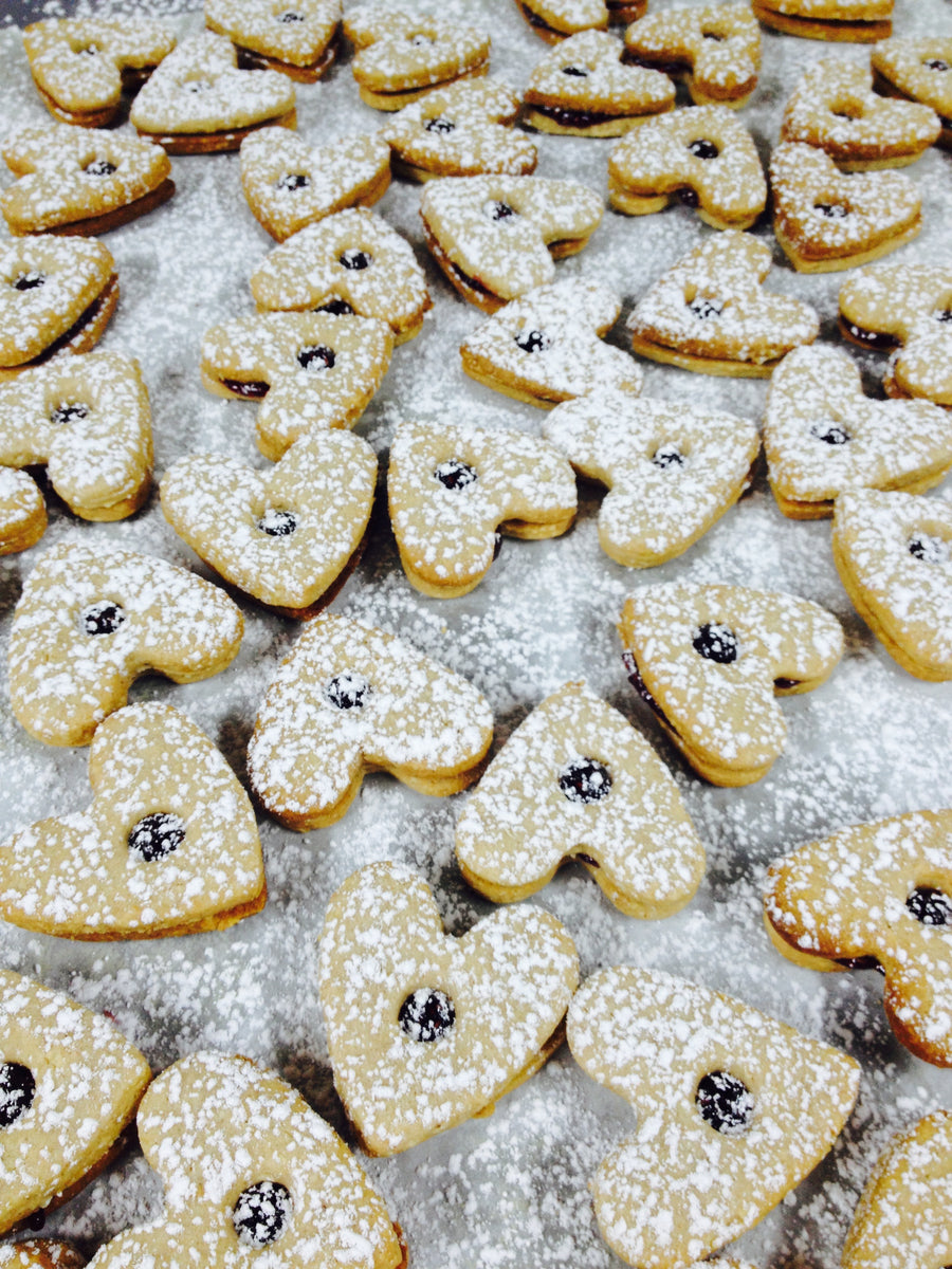 Linzer Cookies – Nechamit's Treats